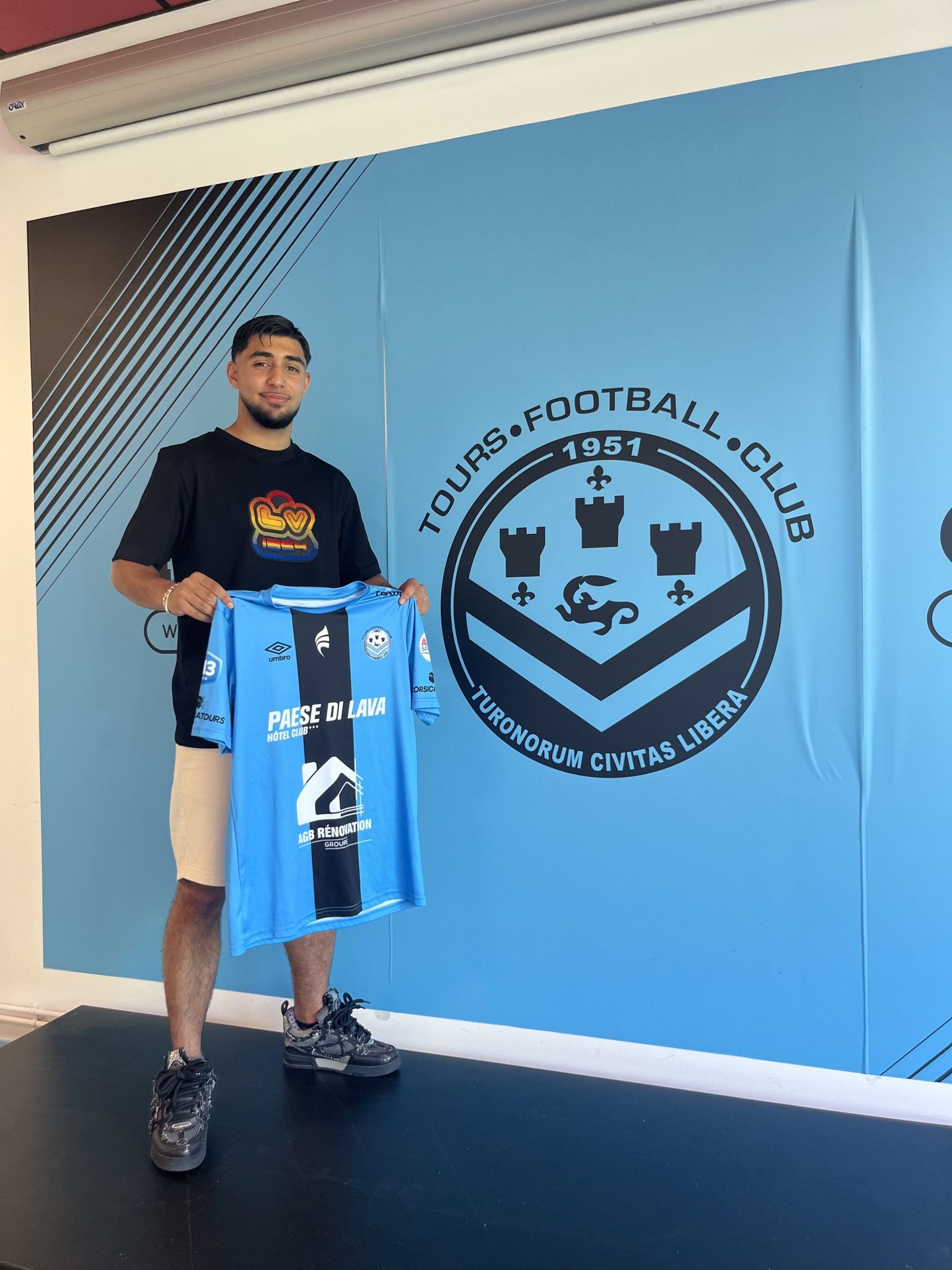 Devenir footballeur : les contrats dans le football